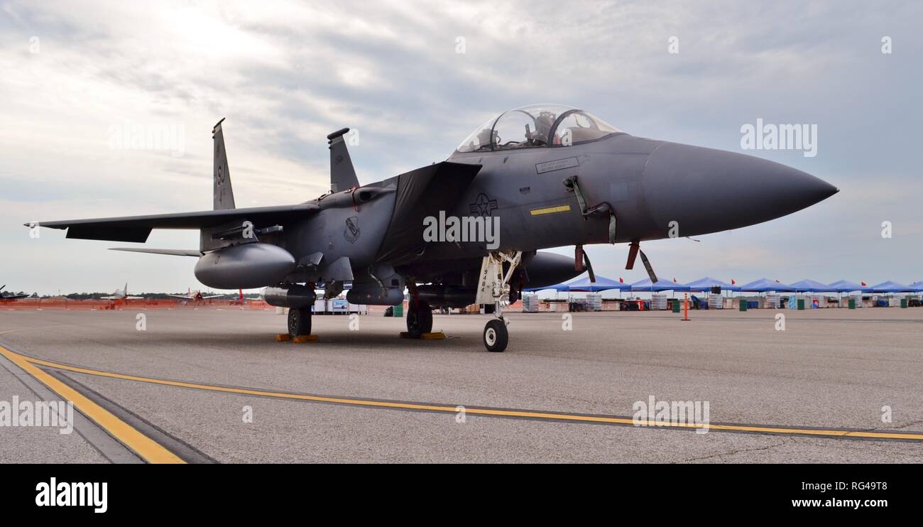 An Air Force F-15E Strike Eagle fighter jet on a runway at MacDill Air ...
