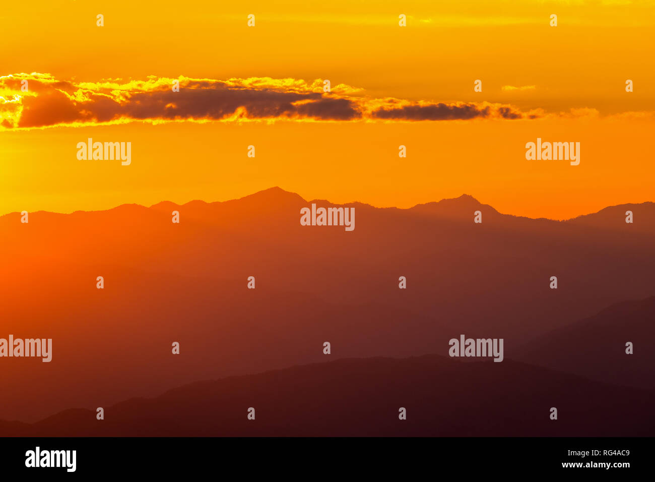 Hazy mountain range of Huay Nam Dung national park, Chiangmai, Thailand ...