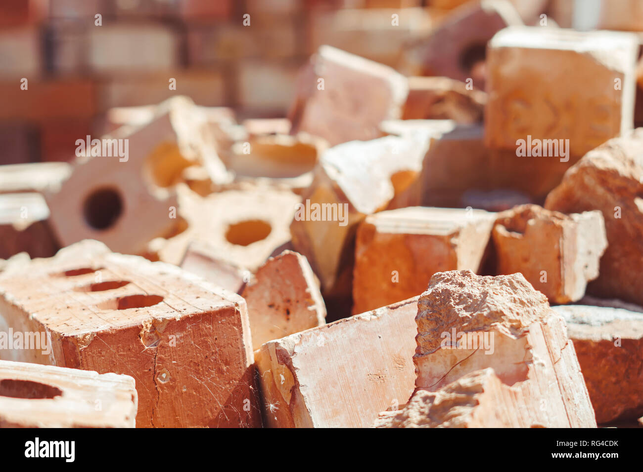Red reused brick hi-res stock photography and images - Alamy