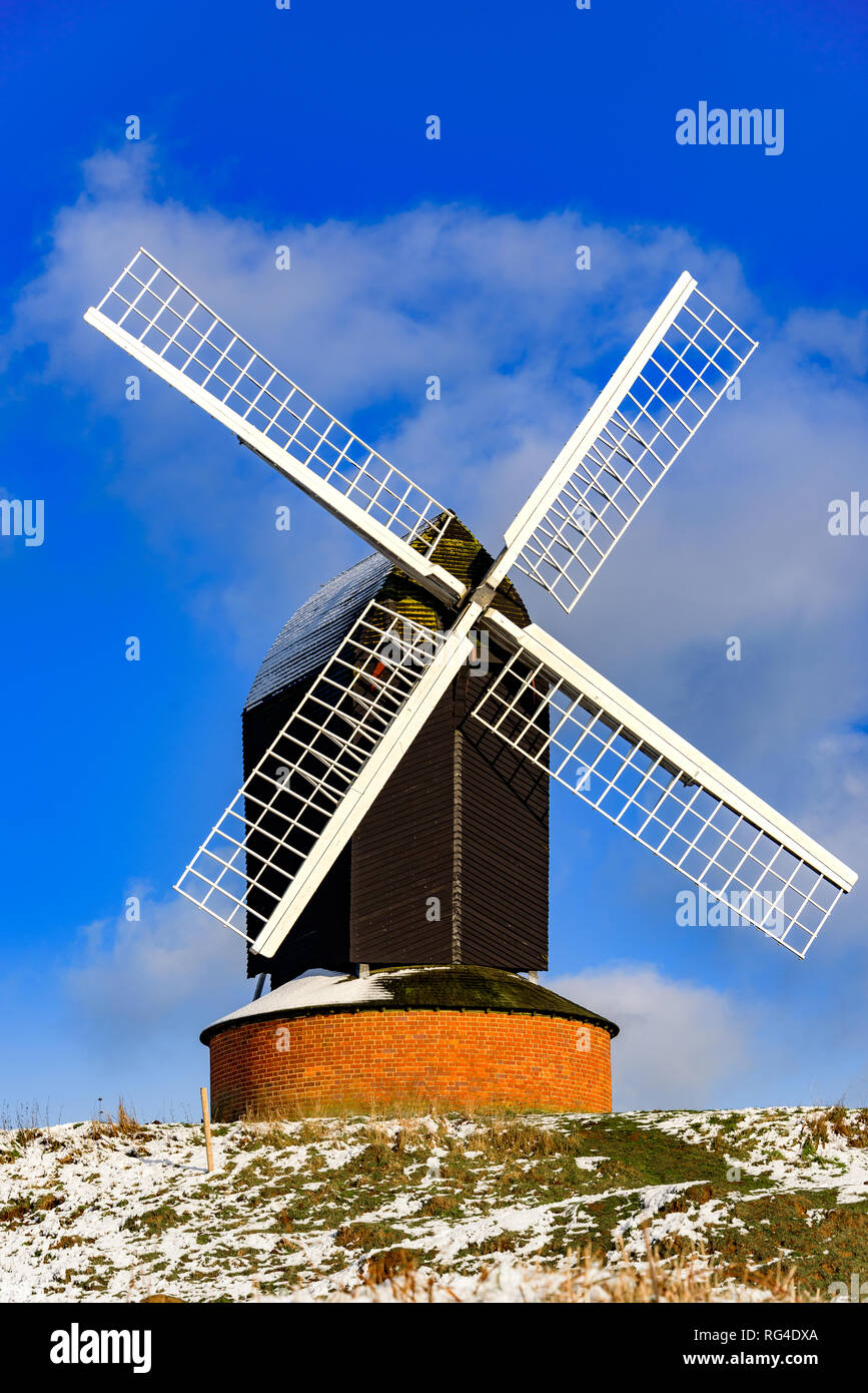 Brill Windmill, Landscape in the snow. Buckinghamshire, UK Stock Photo ...