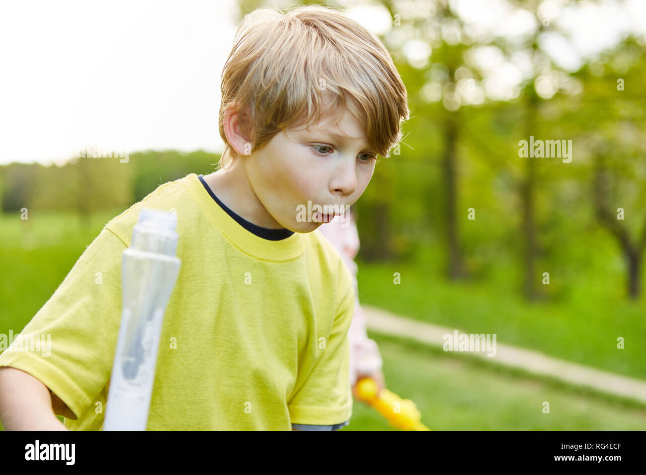 Boy amazed child hi-res stock photography and images - Alamy