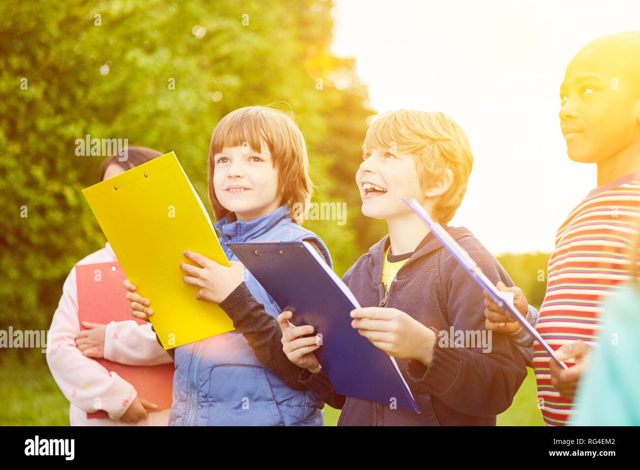 Treasure hunt children hi-res stock photography and images - Alamy