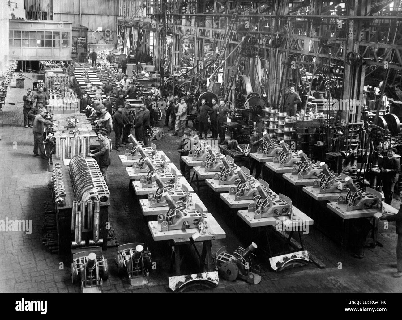 war industry, first world war, 1915-18 Stock Photo - Alamy