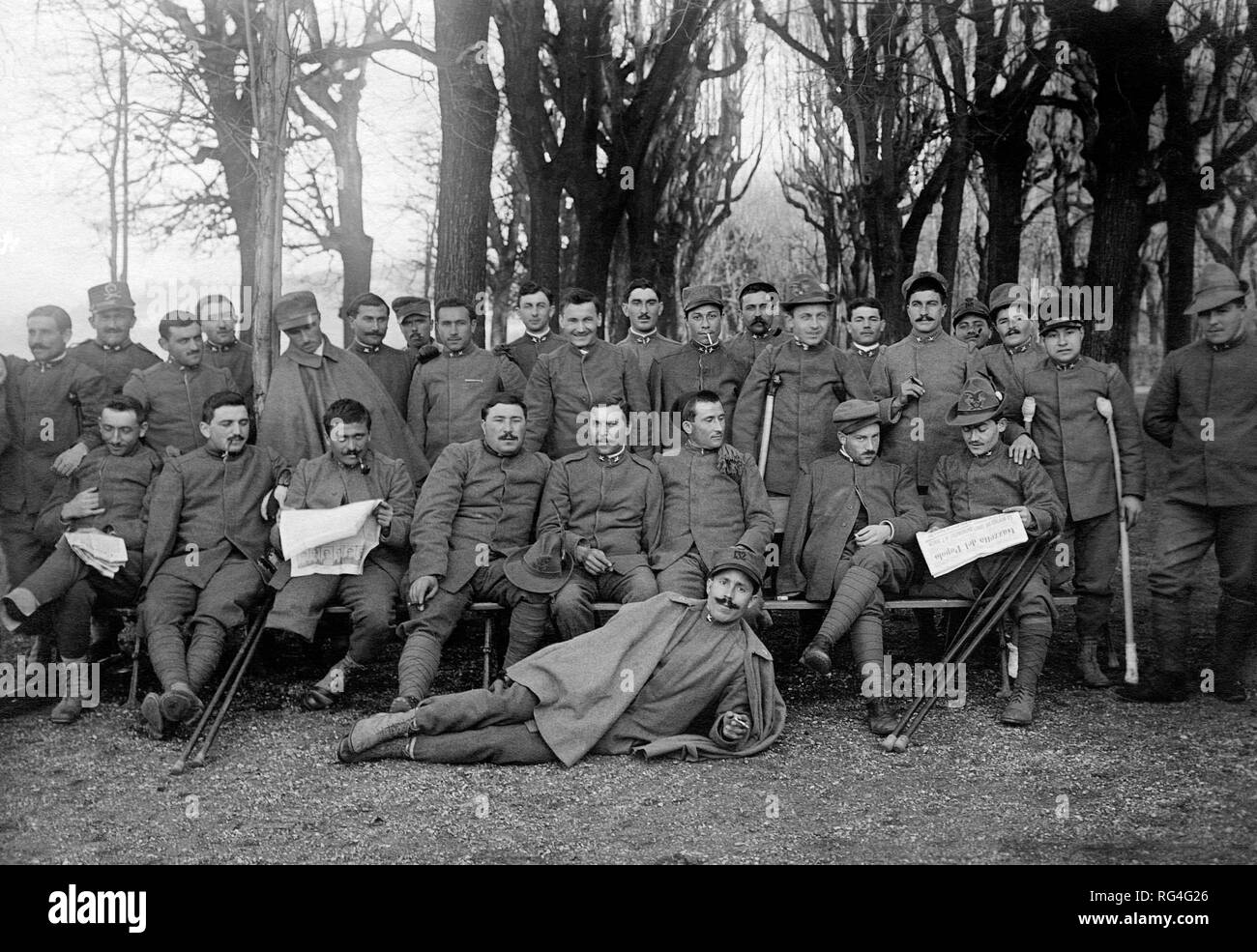 War invalids hi-res stock photography and images - Alamy