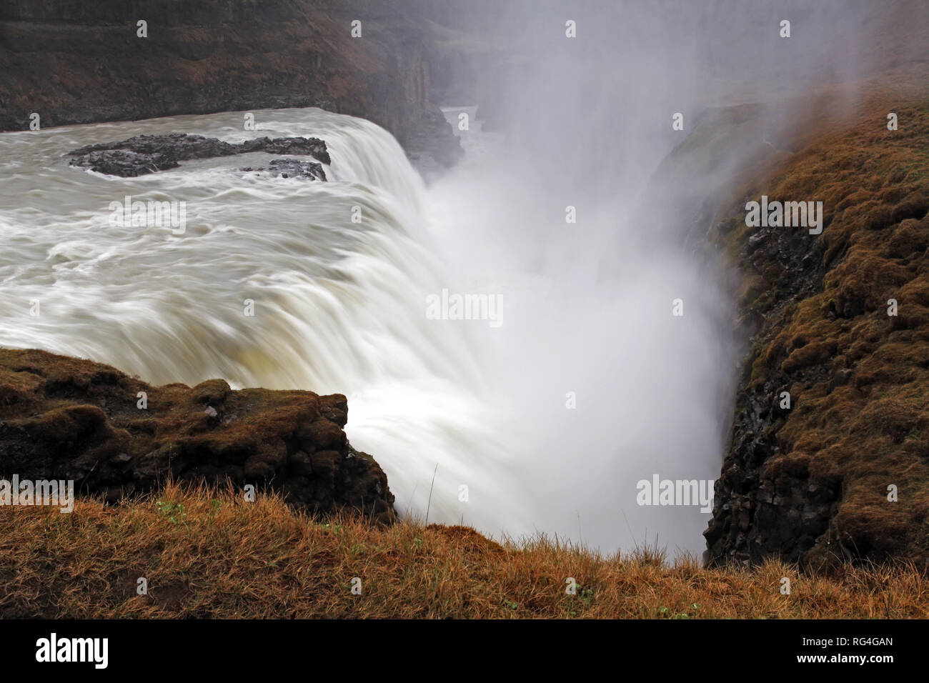 High flowing water hi-res stock photography and images - Alamy