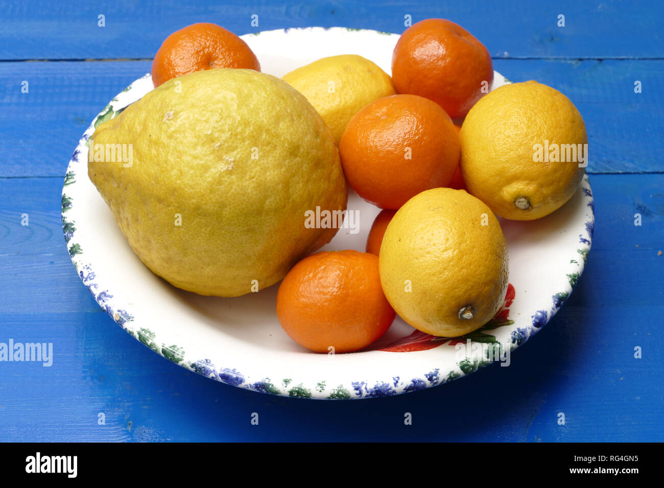 Mandarine hi-res stock photography and images - Alamy