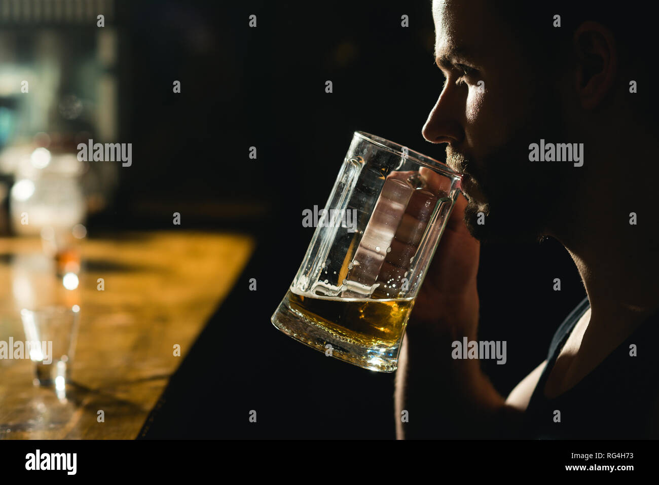 Alcohol addict hi-res stock photography and images - Alamy