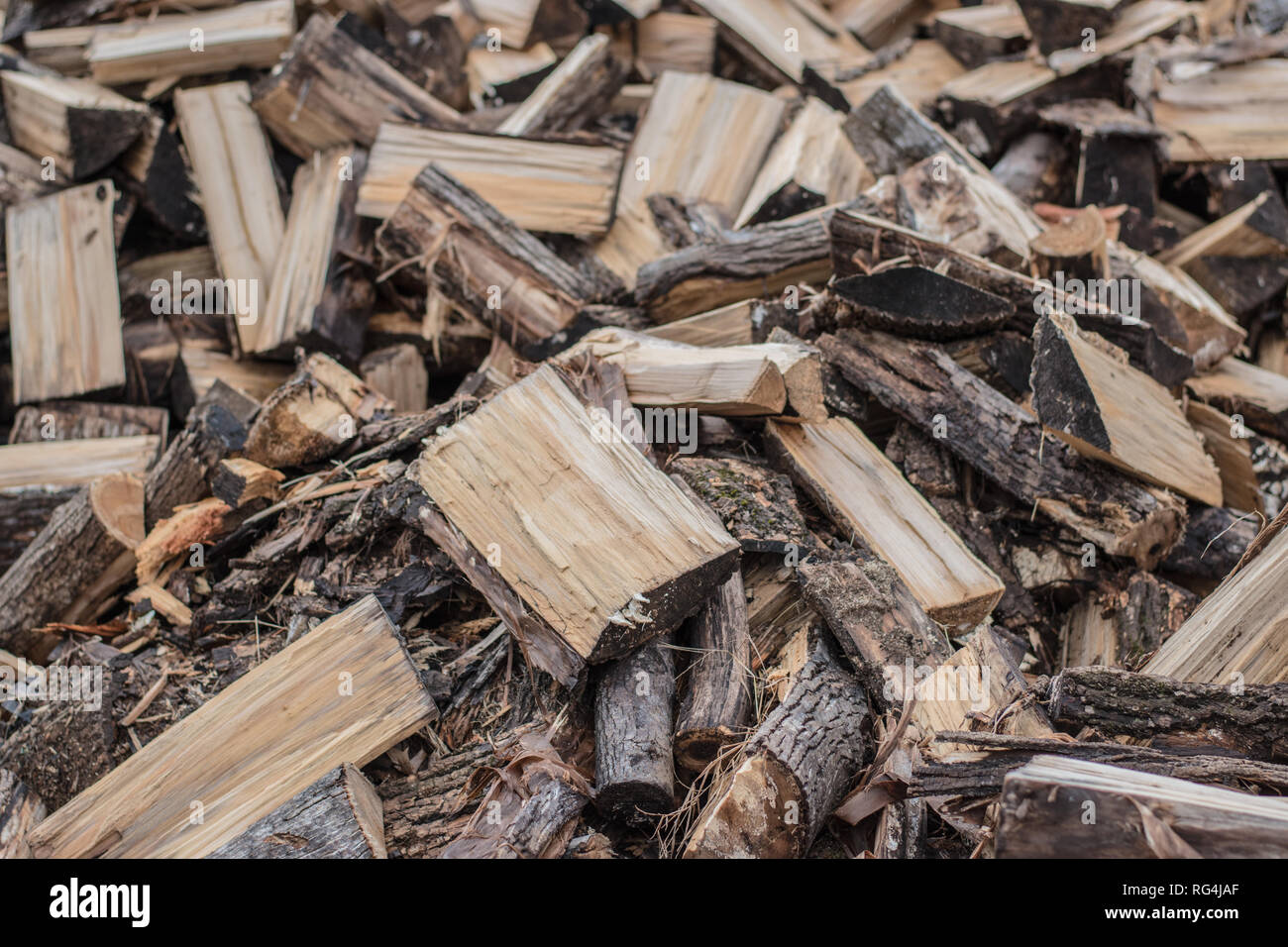 Chopping firewood outside hi-res stock photography and images - Alamy