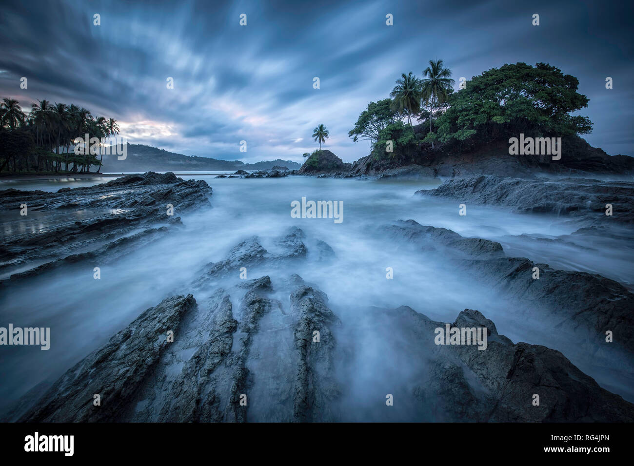 Playa Dominicalito, Costa Rica Stock Photo - Alamy