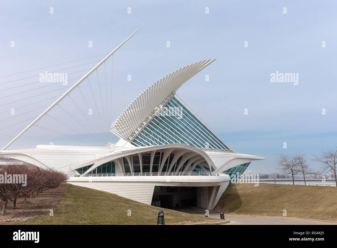 Milwaukee, WI - April 11, 2018: Milwaukee Art Museum is one of the ...
