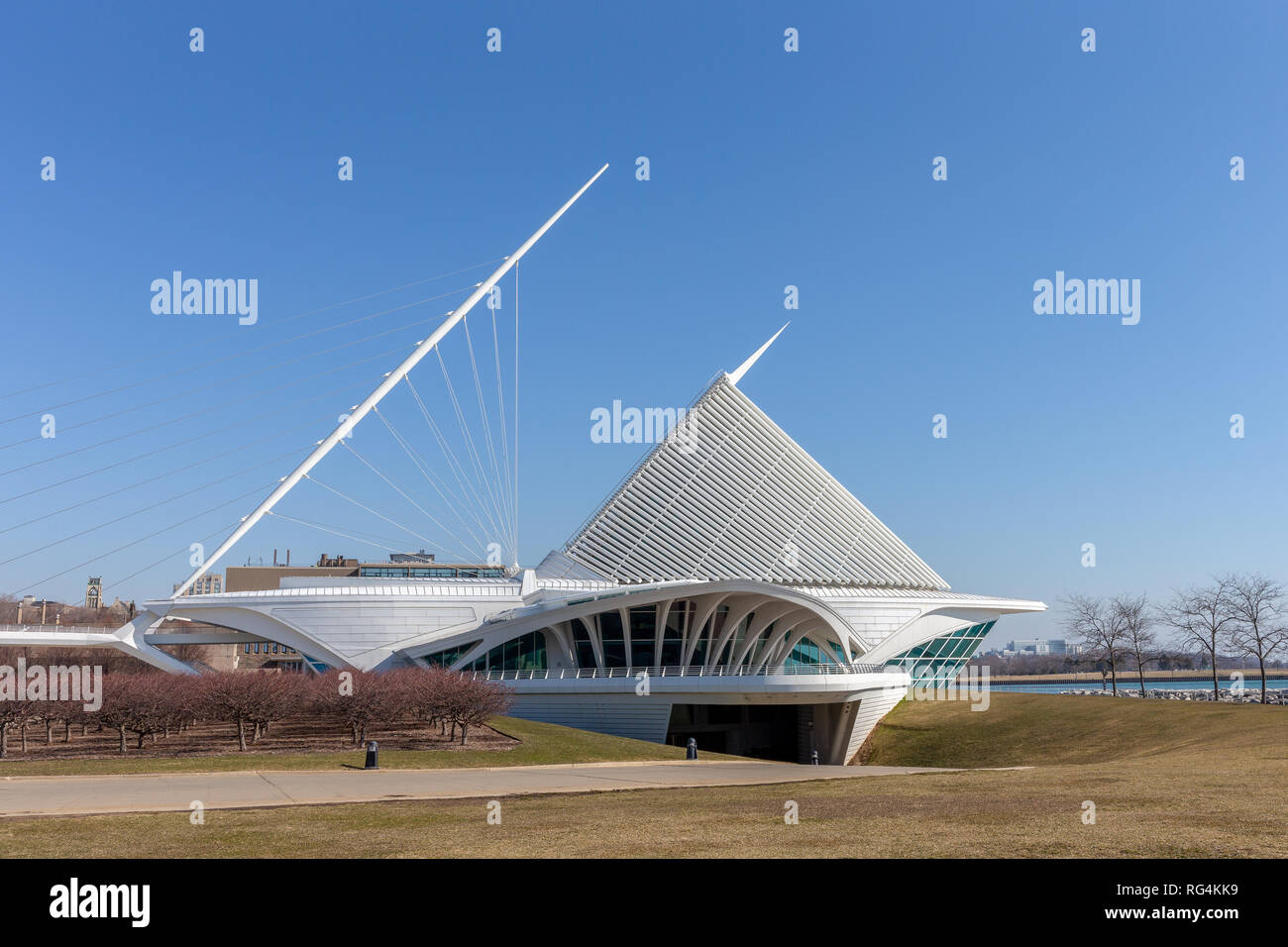 Milwaukee, WI - April 12, 2018: Milwaukee Art Museum is one of the ...