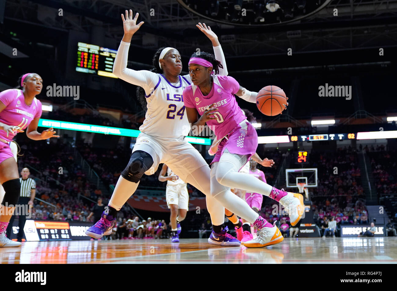 Knoxville, Tennessee, USA. 27th Jan 2019. Rennia Davis #0 of the ...