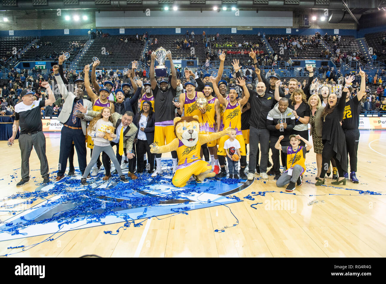 British basketball cup final hi-res stock photography and images - Alamy