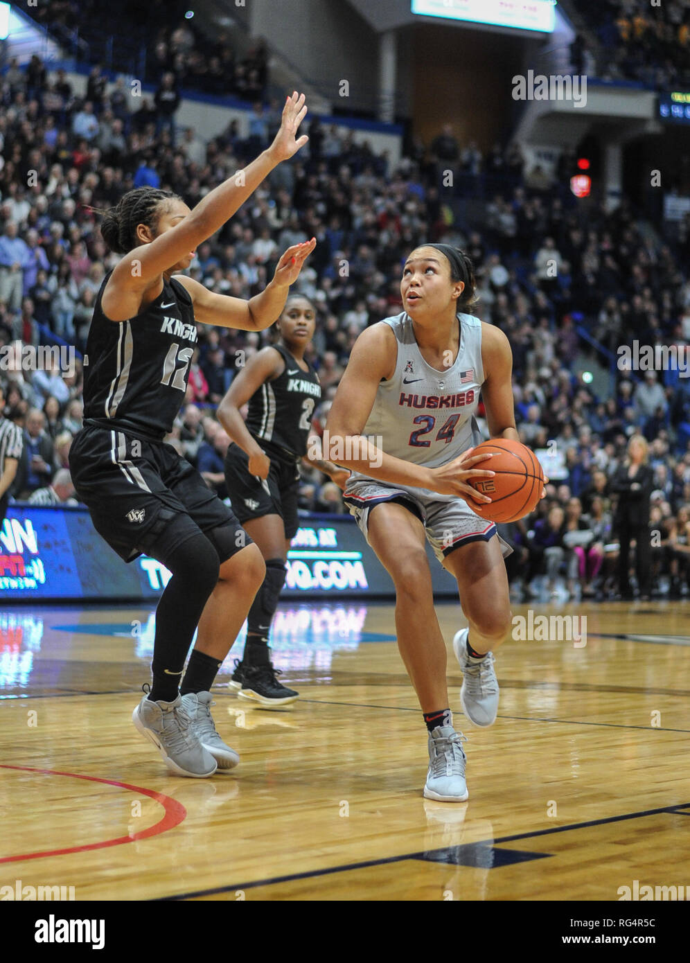 Uconn vs ucf 20 jpg hi-res stock photography and images - Alamy