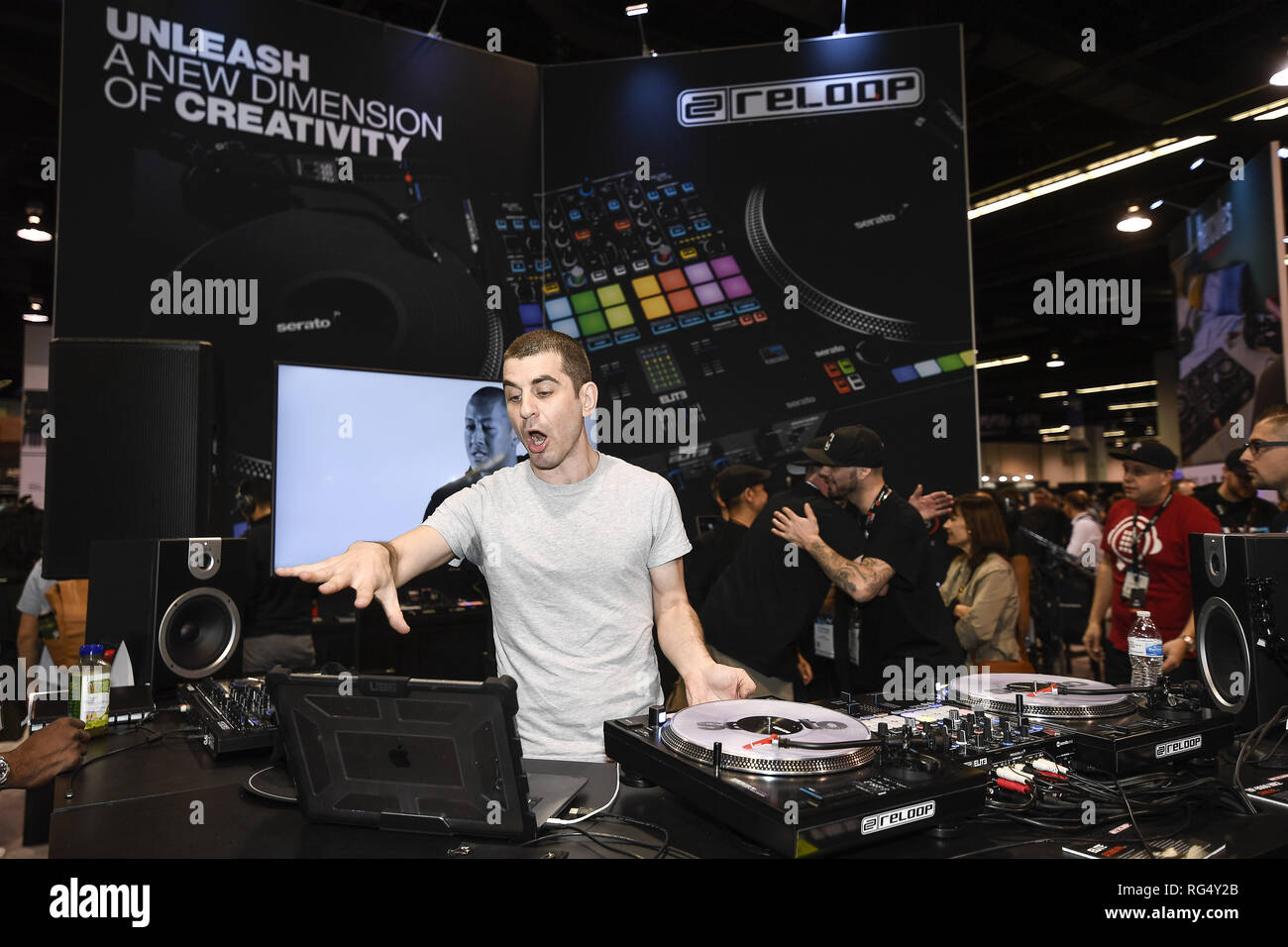 Sound booth concert hi-res stock photography and images - Alamy