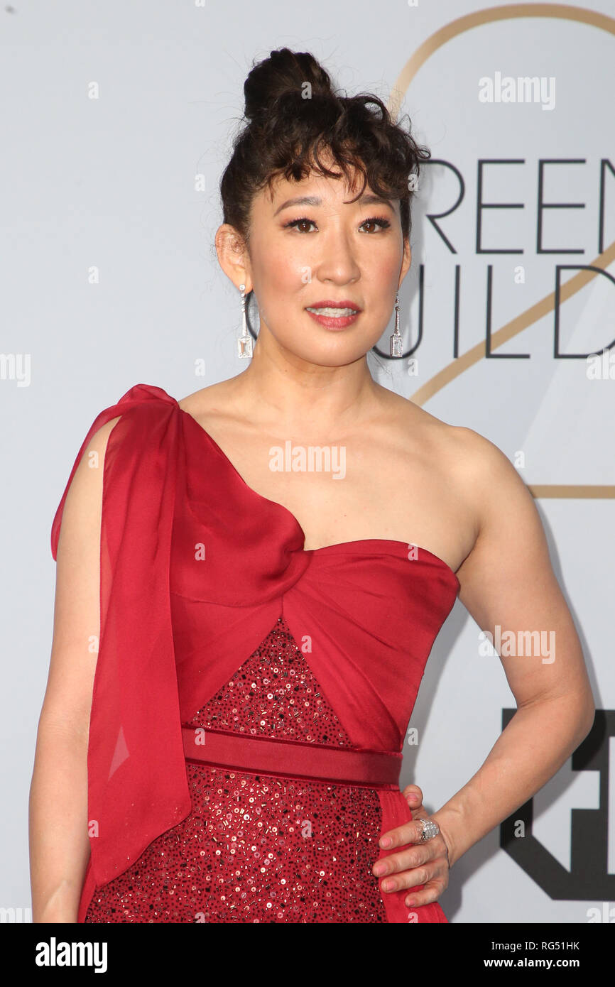Sandra oh screen actors guild awards hi-res stock photography and ...