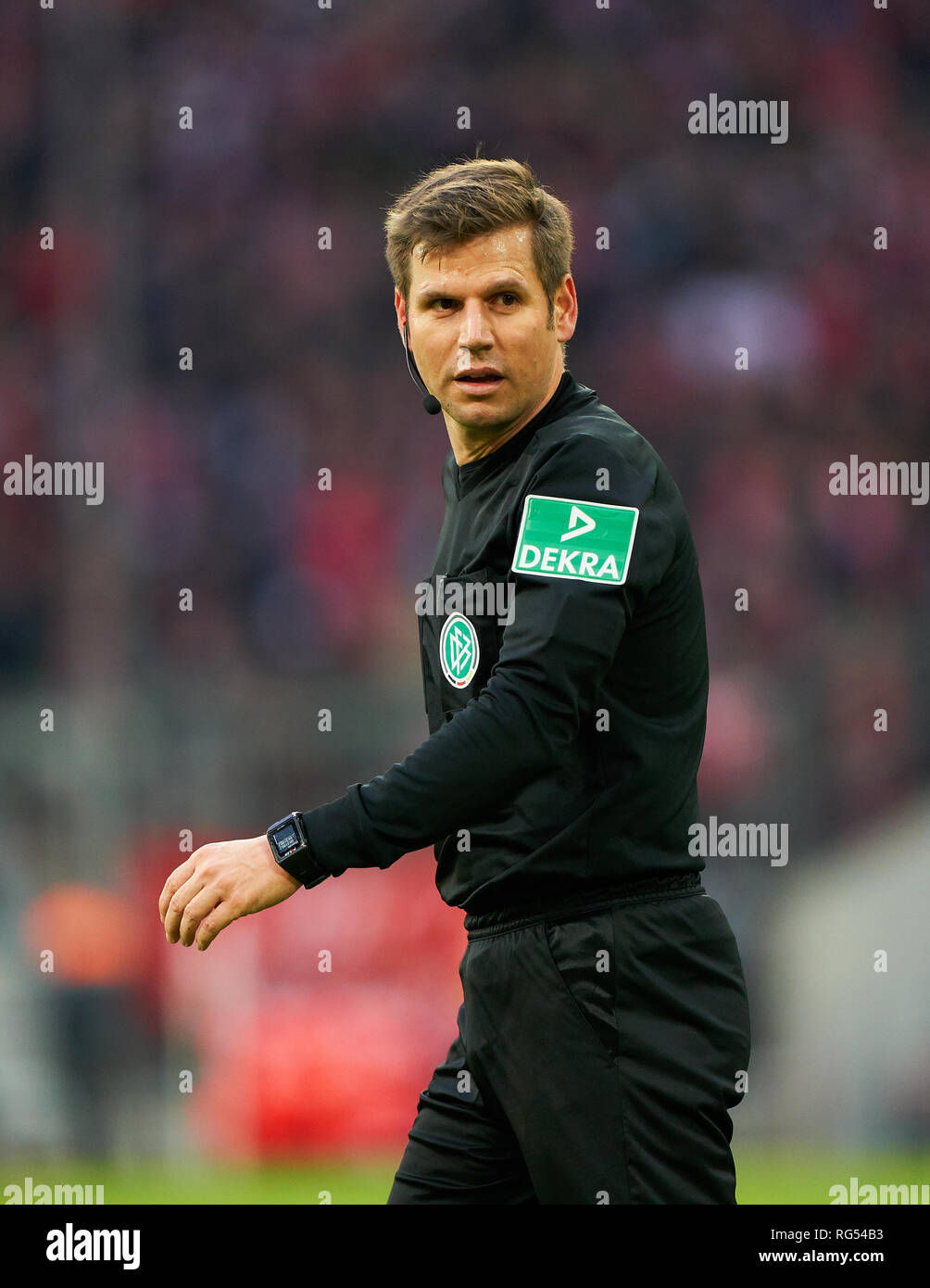 First referee whistle hi-res stock photography and images - Alamy