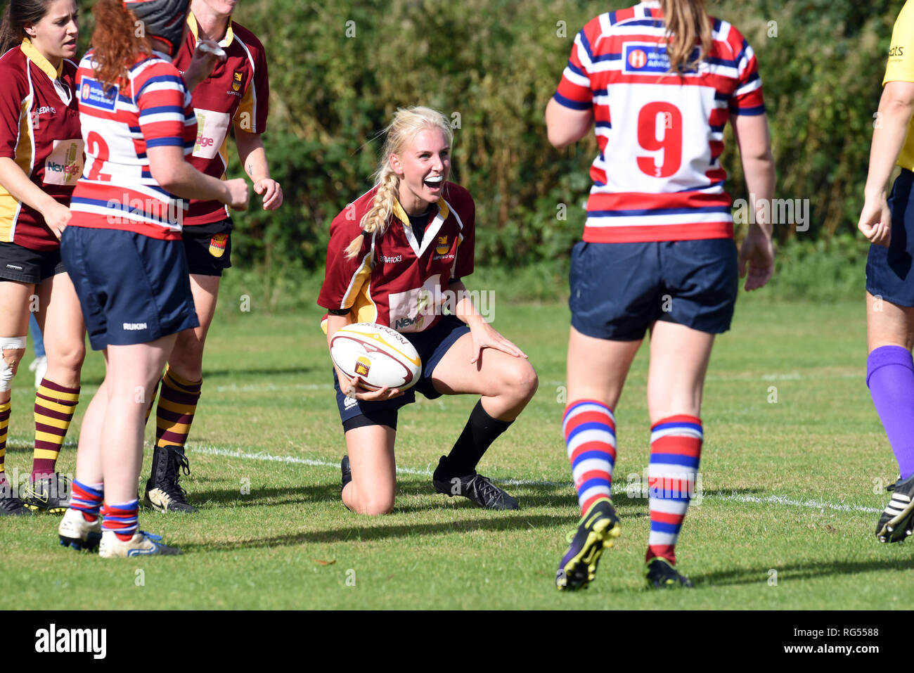 Rugby player scoring try hi-res stock photography and images - Alamy