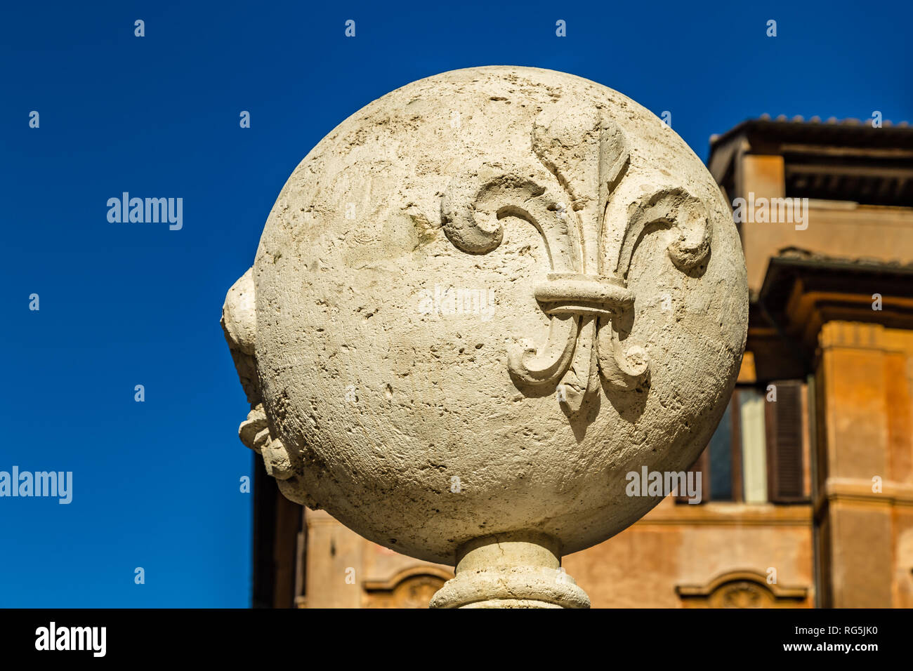 Heraldic decorations hi-res stock photography and images - Alamy