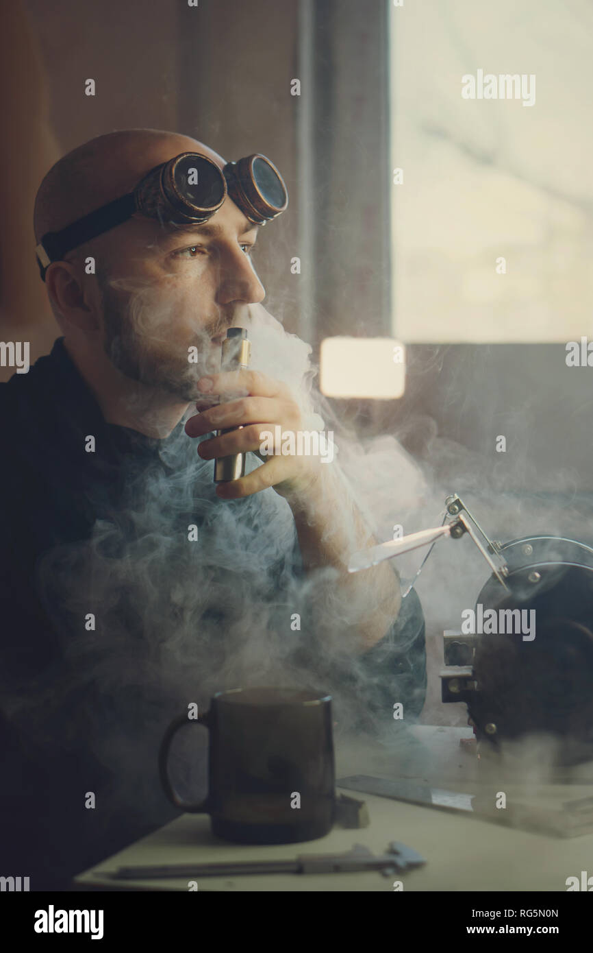 Lets smoke hi-res stock photography and images - Alamy