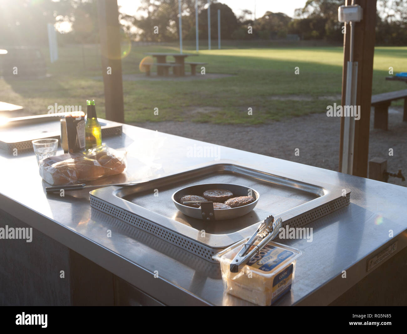 Australian bbq hi-res stock photography and images - Alamy