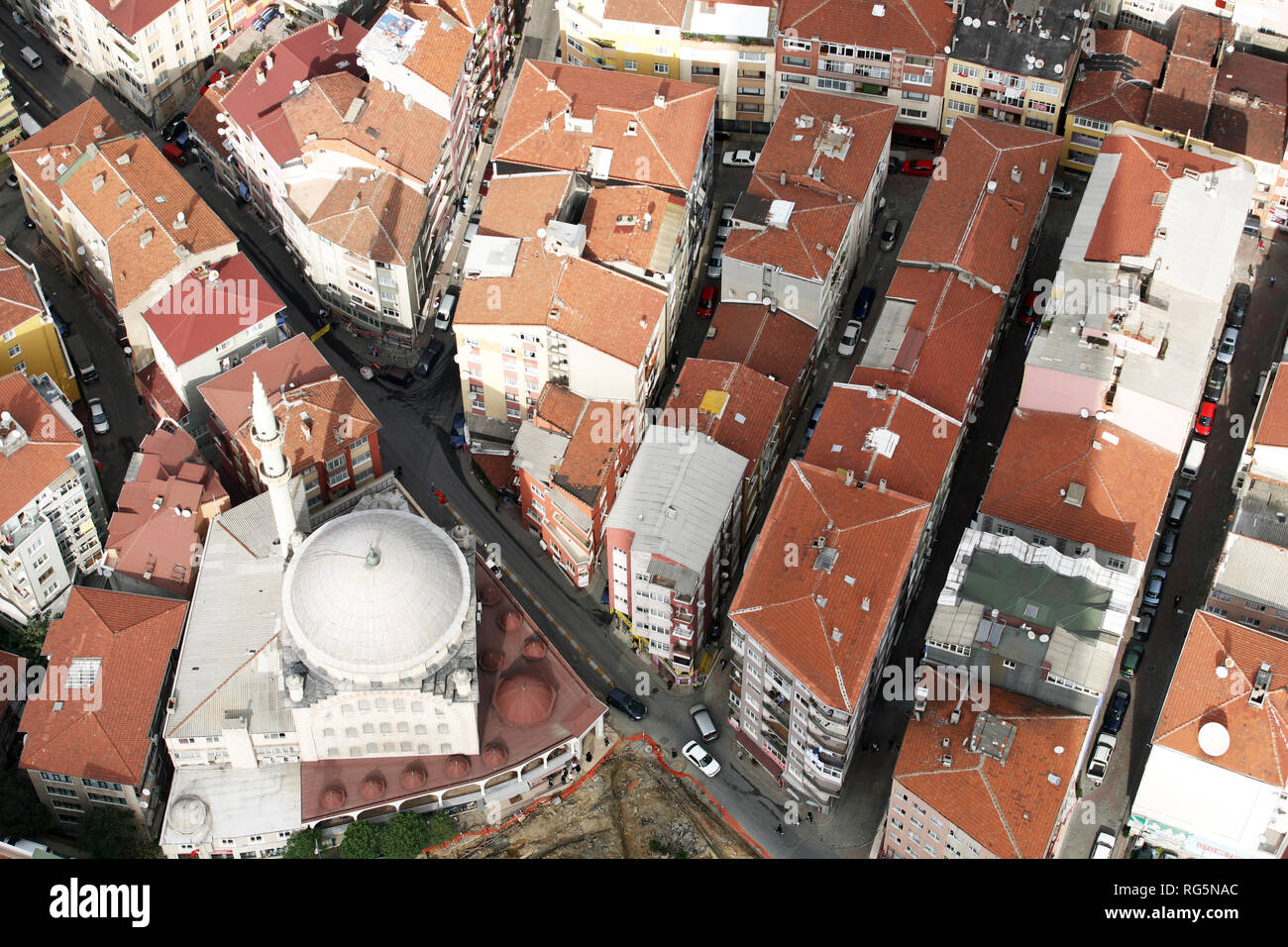 Europe turkey istanbul red mosque hi-res stock photography and images ...