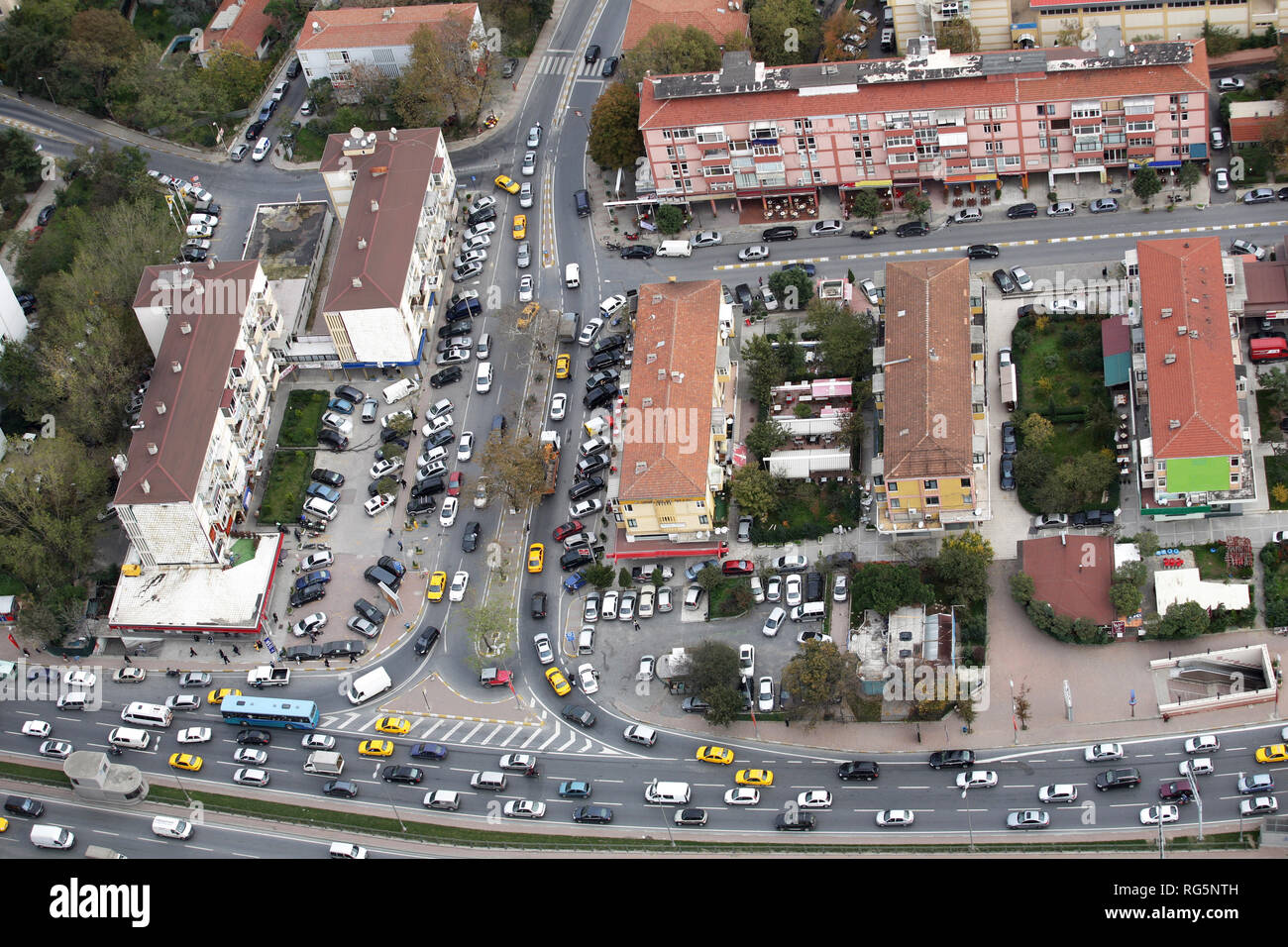 Highway road in city center in Istanbul, Turkey Stock Photo - Alamy