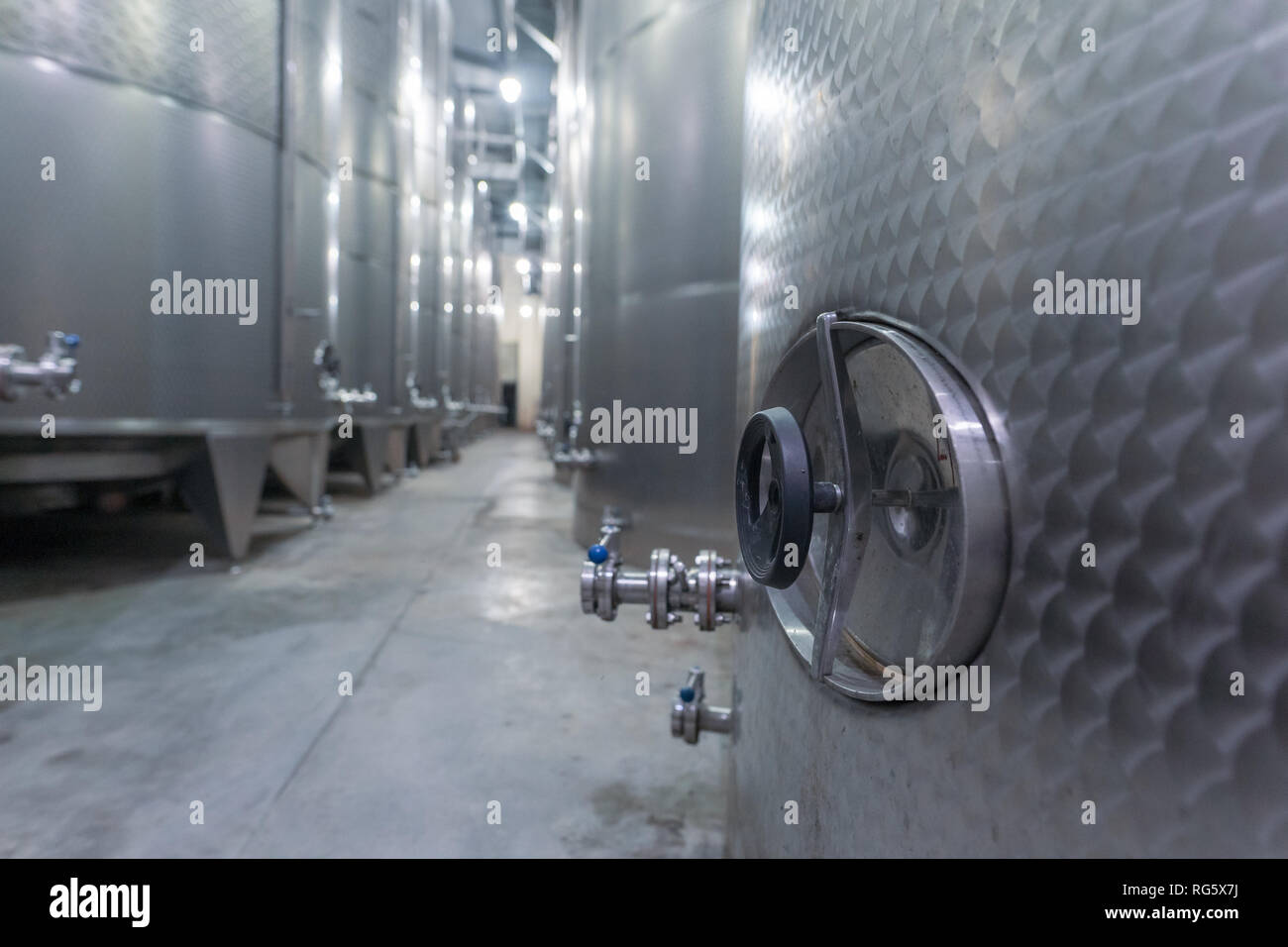 Modern wine processing hi-res stock photography and images - Alamy