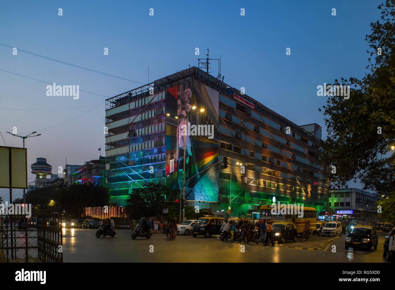 Churchgate station building mumbai maharashtra hi-res stock photography ...