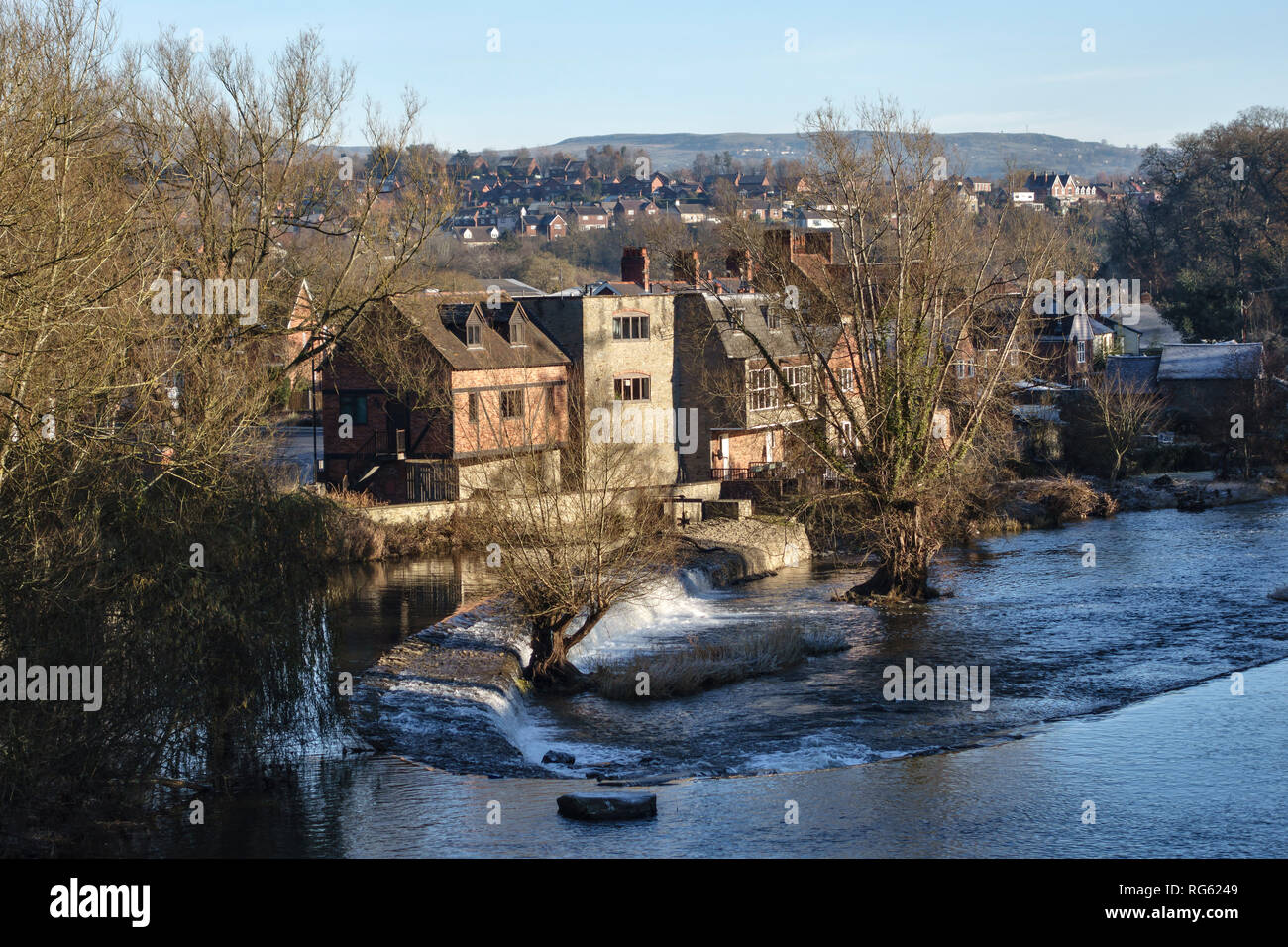 Ludlow, Shropshire, UK. Winter view across the weir below Ludford ...