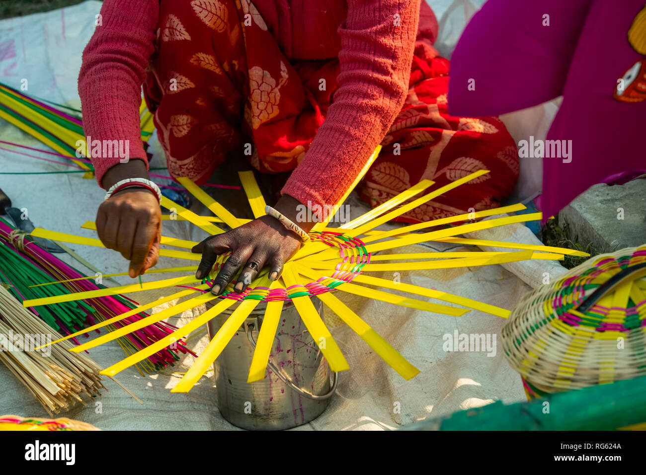 Handicraft,product,making,coloured,basket,hands,crafts ,women ...