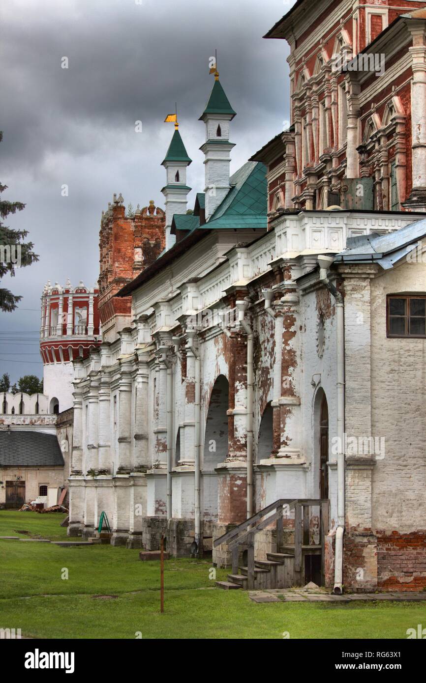 Hdr castle russia hi-res stock photography and images - Alamy