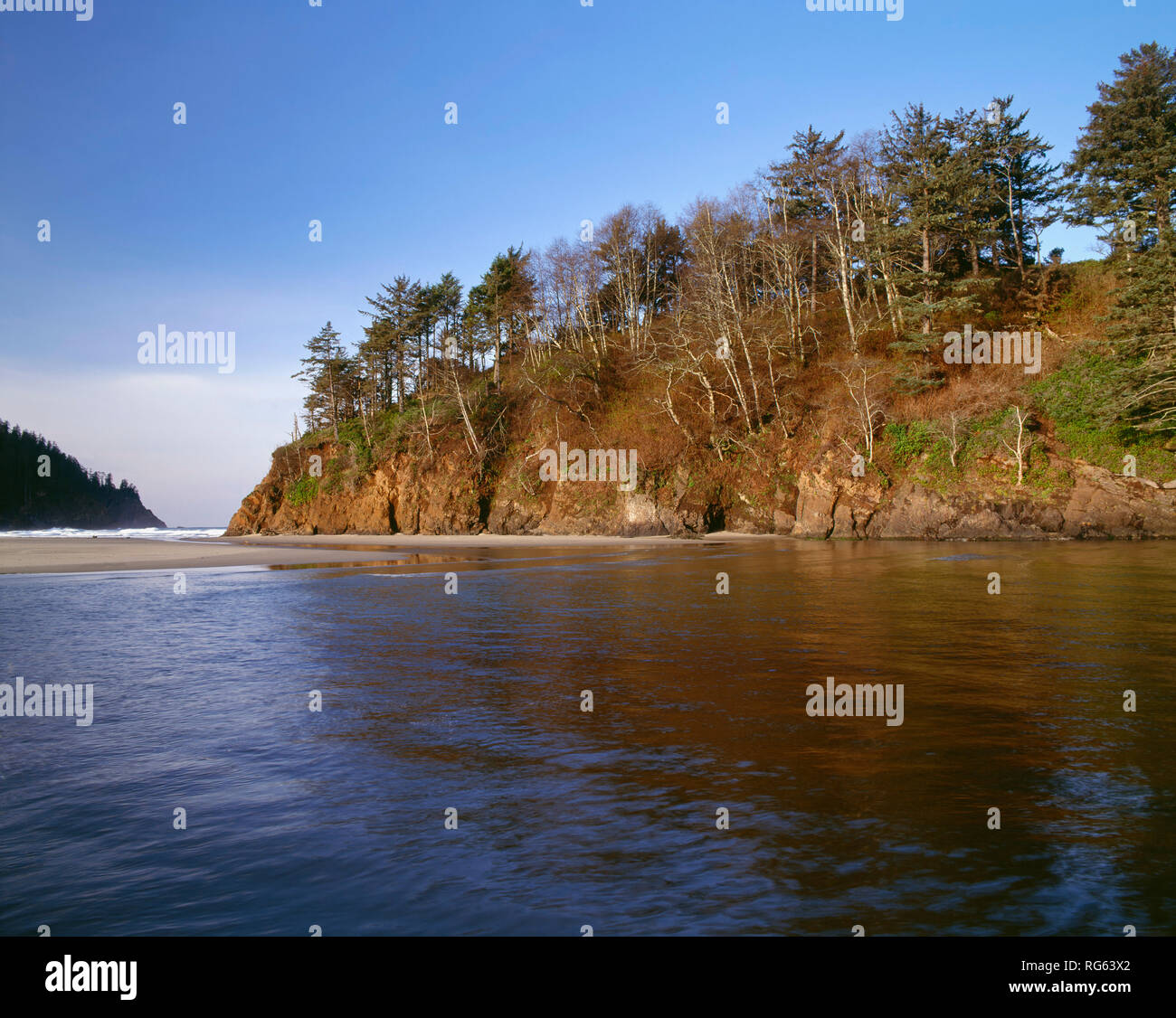 Proposal rock oregon hi-res stock photography and images - Alamy