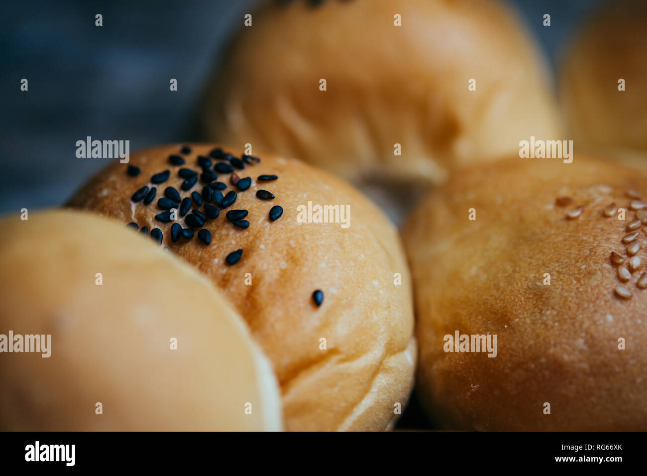 Sesame bun hi-res stock photography and images - Alamy