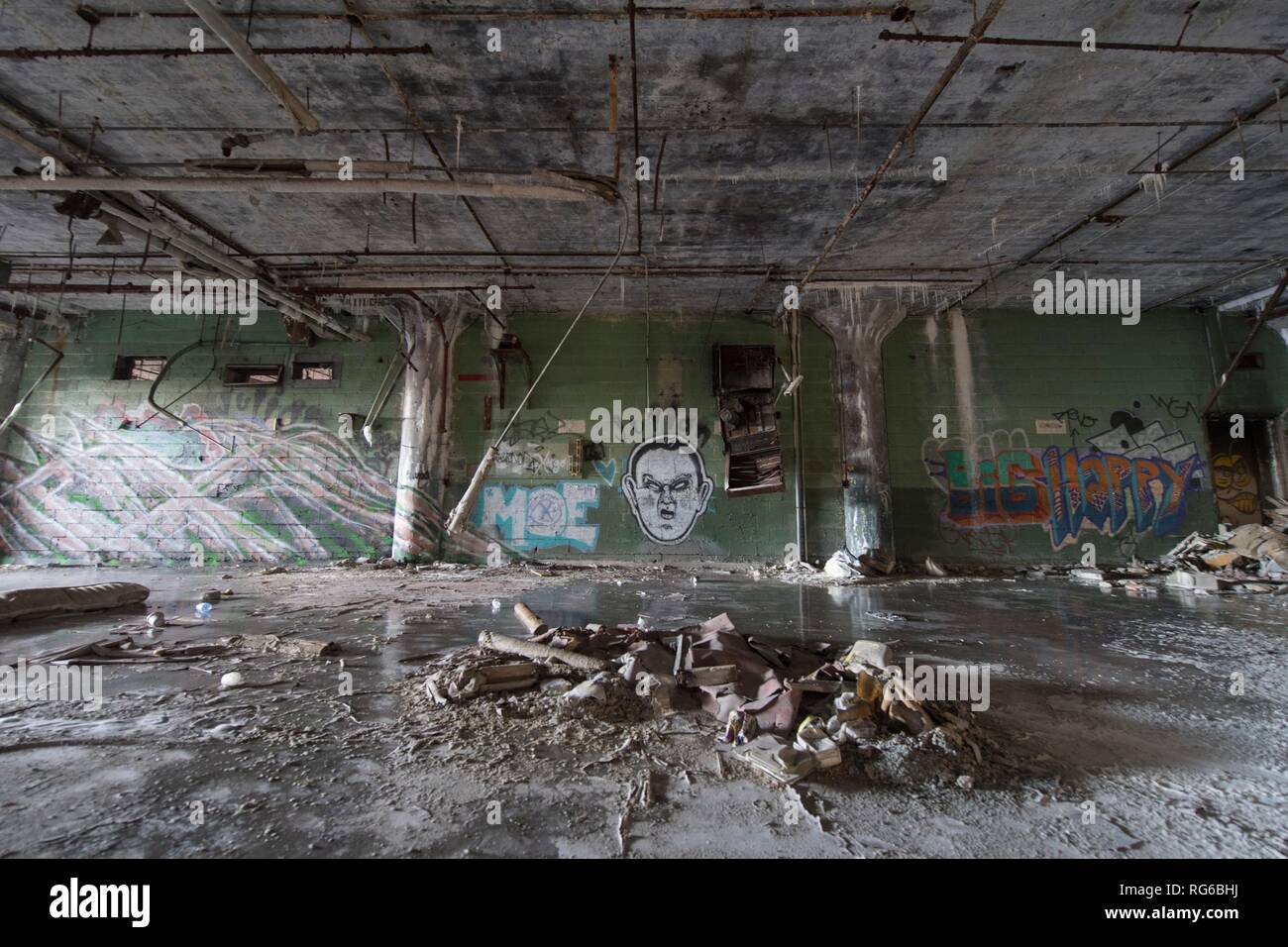 Chaos and destruction characterize the picture in the Fisher car plan ...