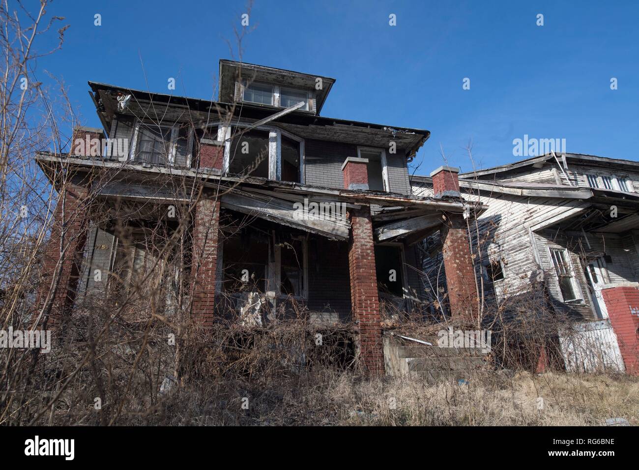 Detroit abandoned houses hi-res stock photography and images - Alamy