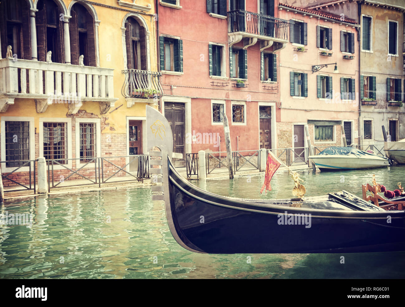 Traditional canal boat silhouette hi-res stock photography and images ...