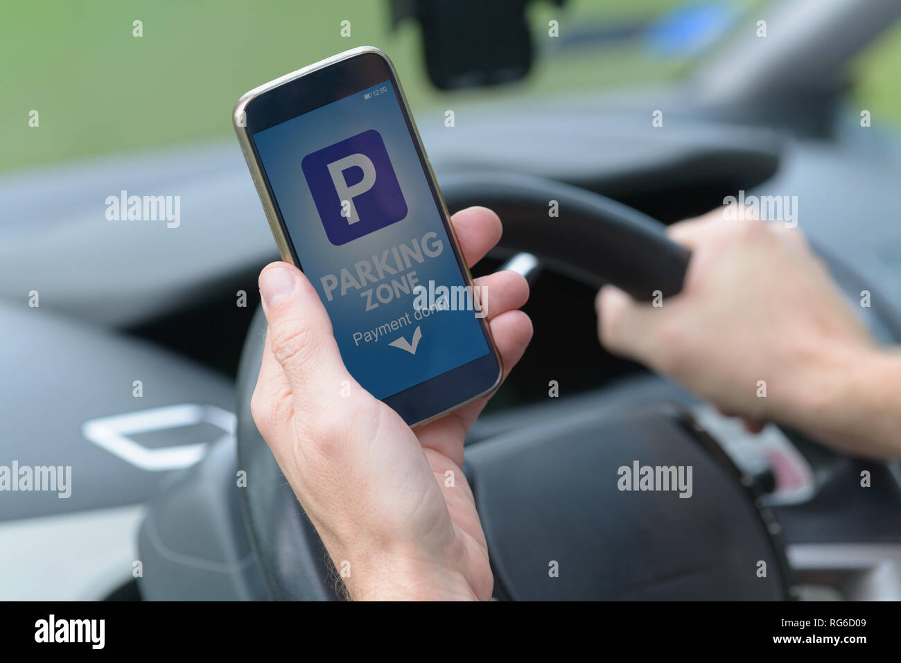 Pay by mobile parking sign hi-res stock photography and images - Alamy