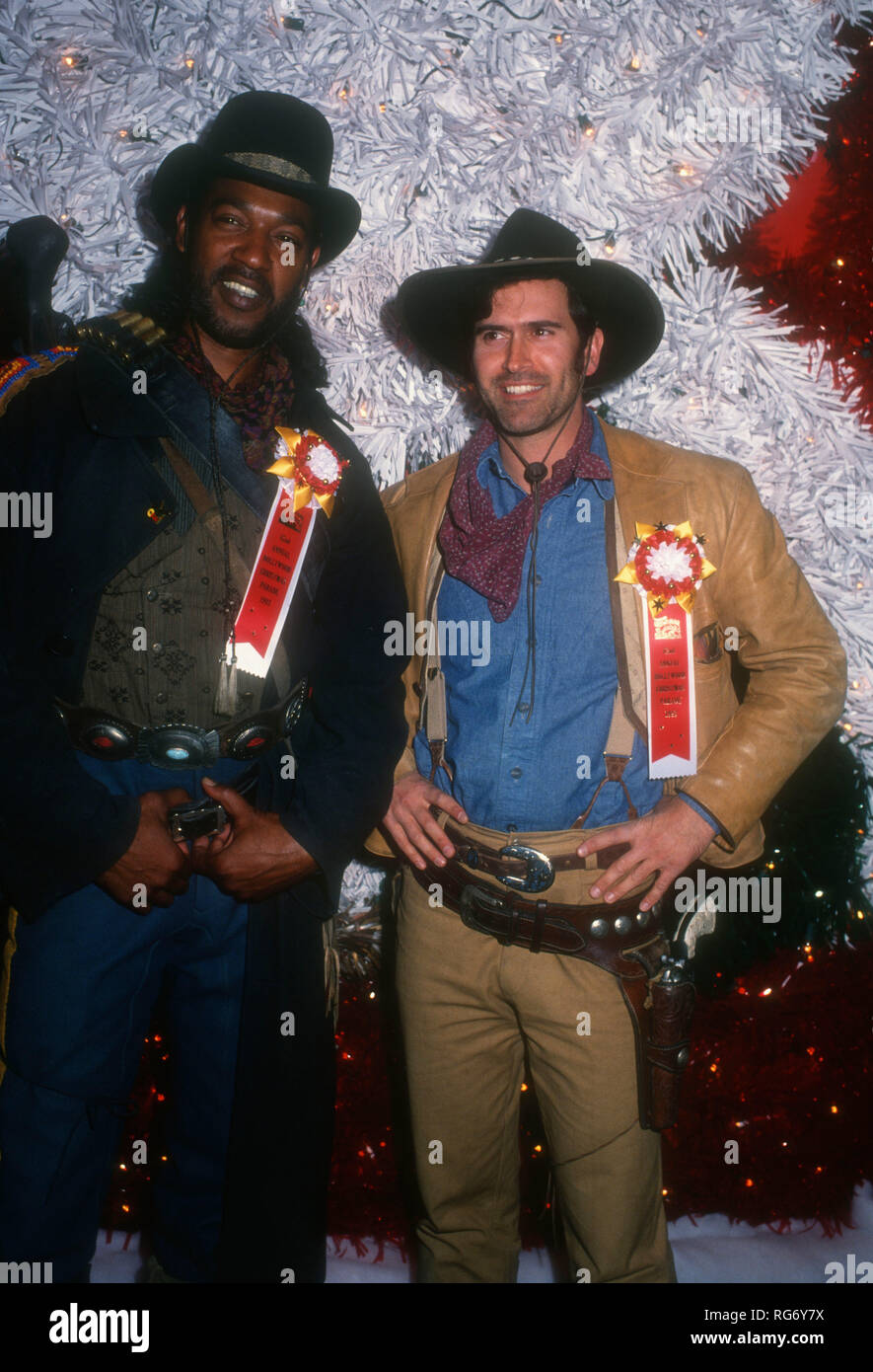 HOLLYWOOD, CA - NOVEMBER 28: Actor Julius Carry and actor Bruce ...