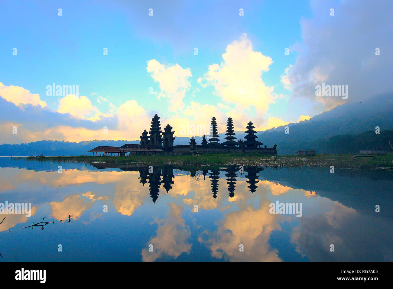 Bali Temple Tamblingan Stock Photo - Alamy