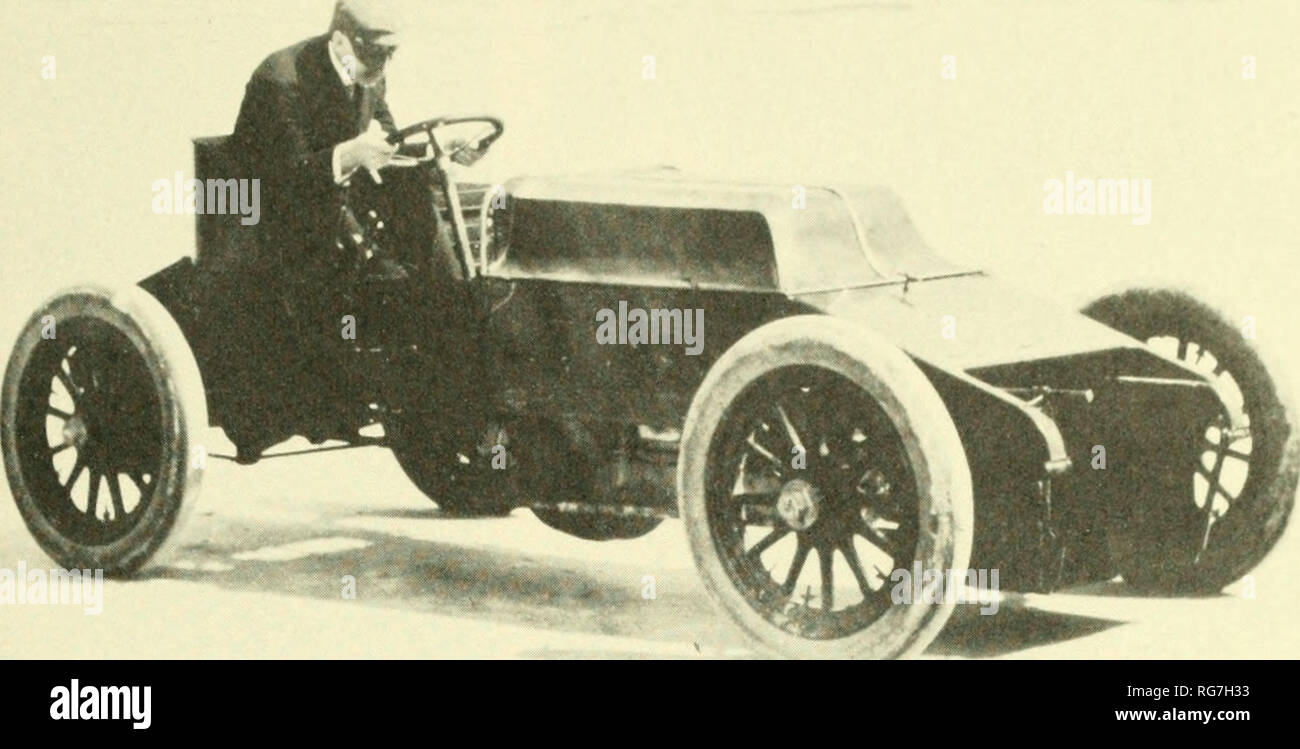 Aluminum hood arms hi-res stock photography and images - Alamy