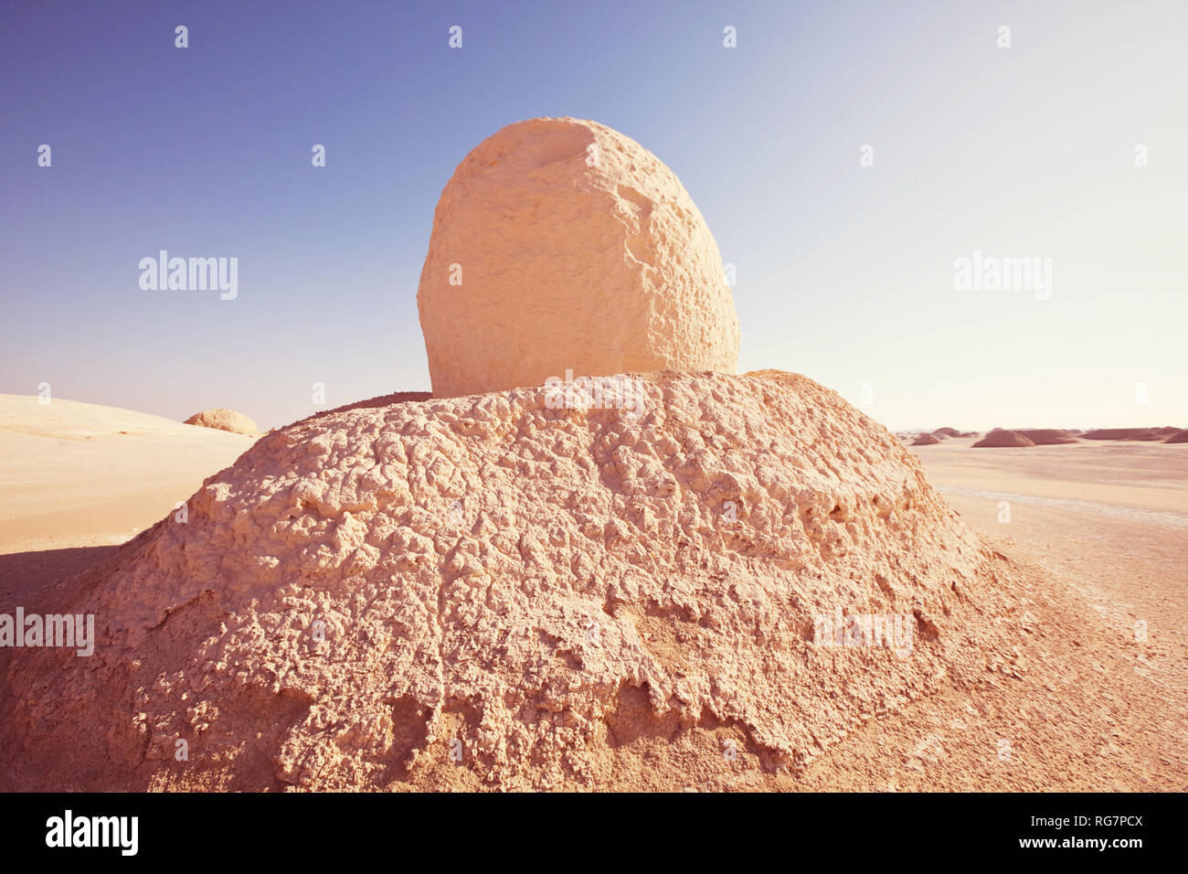 Beautiful chalk formation in White desert, Egypt, Africa Stock Photo ...
