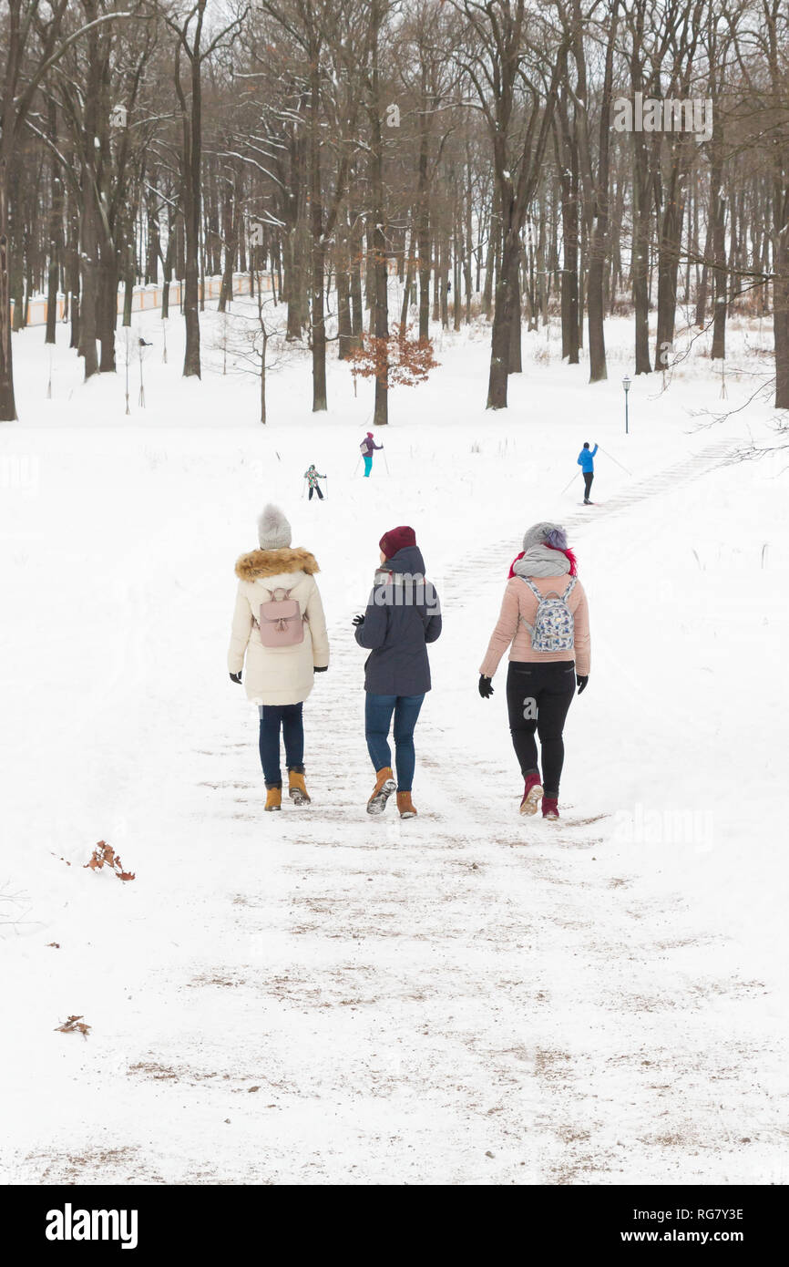 Woman man children winter walk hi-res stock photography and images - Alamy