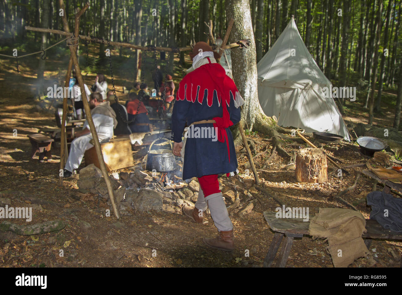 Medieval camp hi-res stock photography and images - Alamy