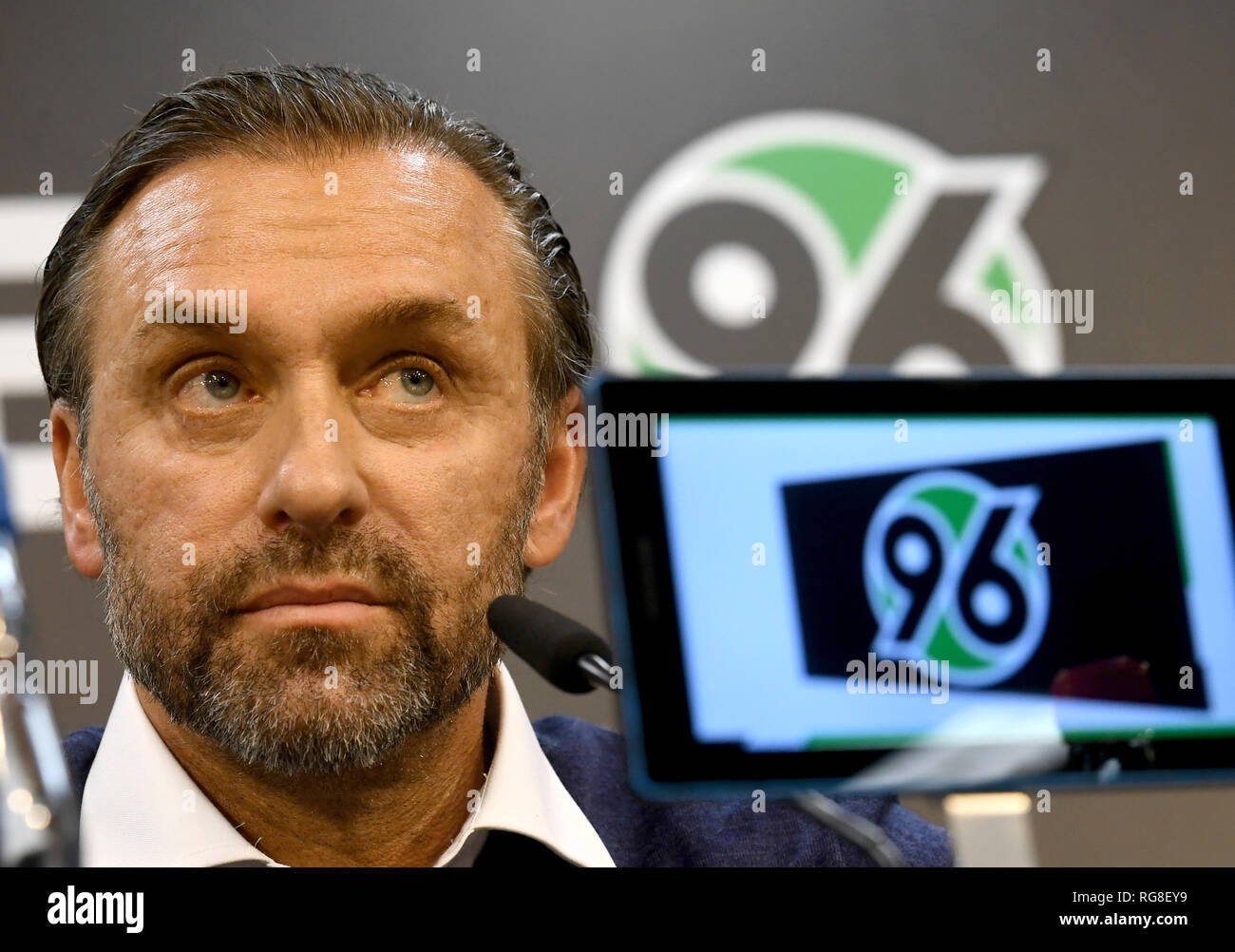 Jan Knoblauch's Instagram, Twitter & Facebook on IDCrawl