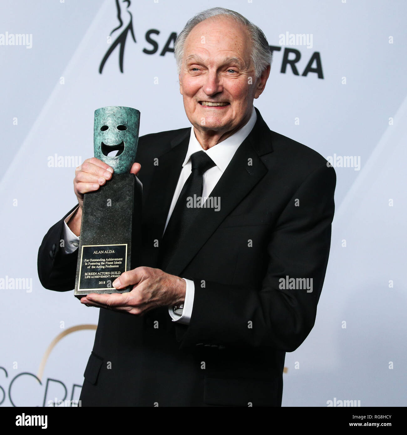 Los Angeles, California, USA. 27th Janaury 2019. Actor Alan Alda ...
