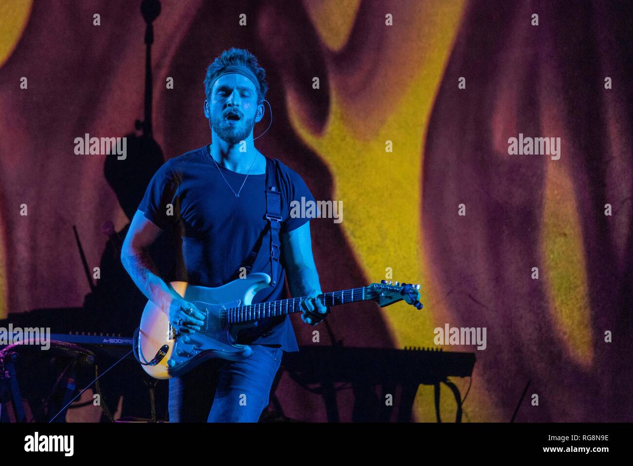 Milwaukee, Wisconsin, USA. 27th Jan, 2019. Musician TWO FEET (BILL DESS ...