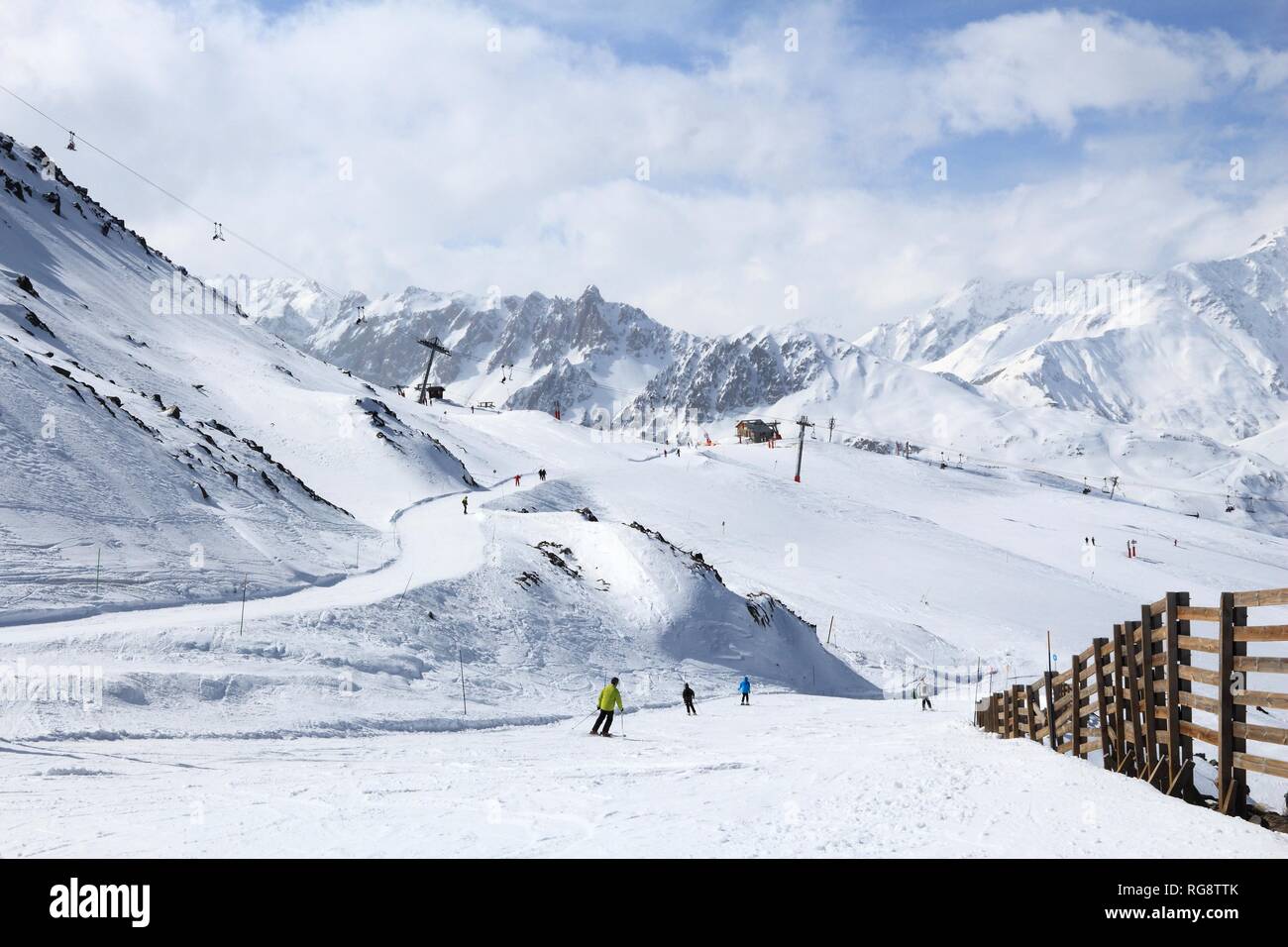 Winter in French Alps - skiing in Valmeinier-Valloire skiing station ...