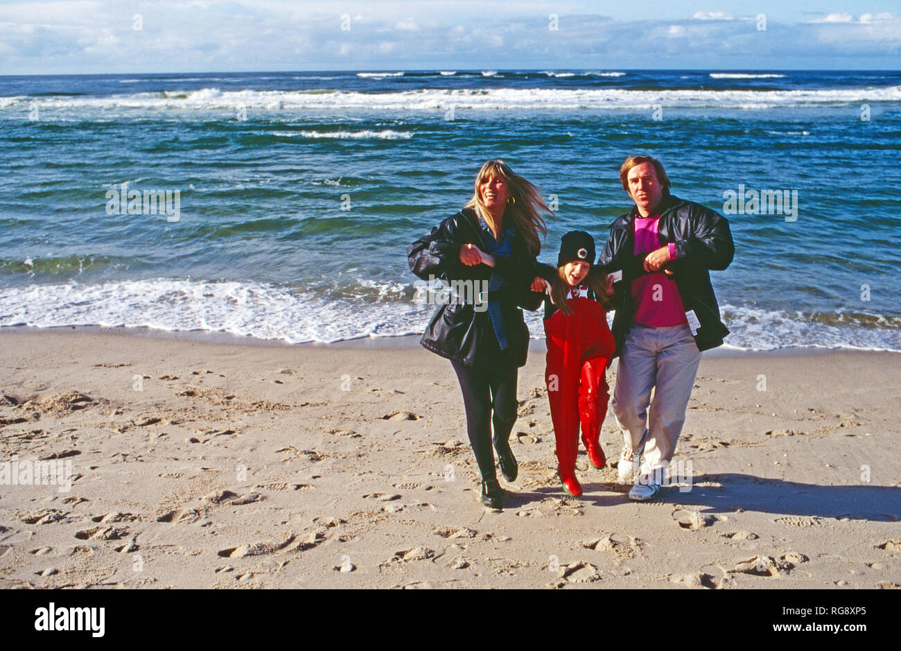 Fußballspieler Günter Netzer mit Ehefrau Elvira und Tochter Alana am ...
