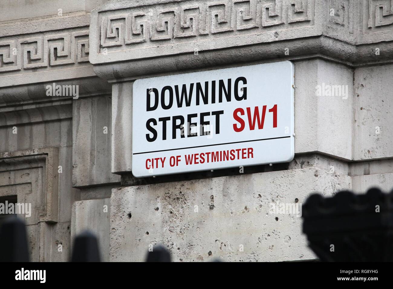 London uk 10 downing street hi-res stock photography and images - Alamy